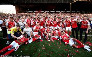 Arsenal lift the Premier League trophy after ending 22-year wait - The ...
